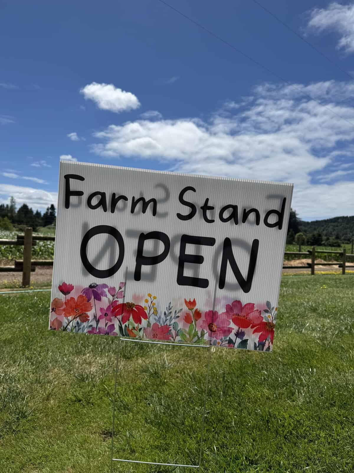 OREGON DEPT. OF LAND CONSERVATION & DEVELOPMENT (DLCD) FARM STAND ...