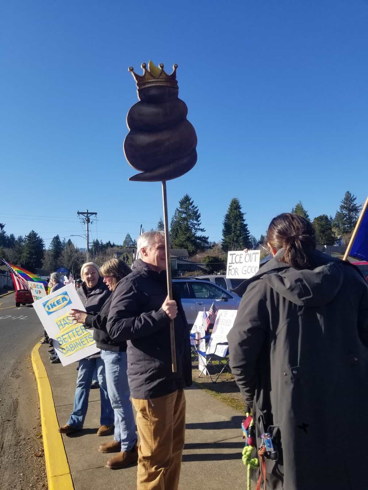NORTH COUNTY RESISTANCE ROCK STARS WEEKLY PROTESTS IN NEHALEM ...